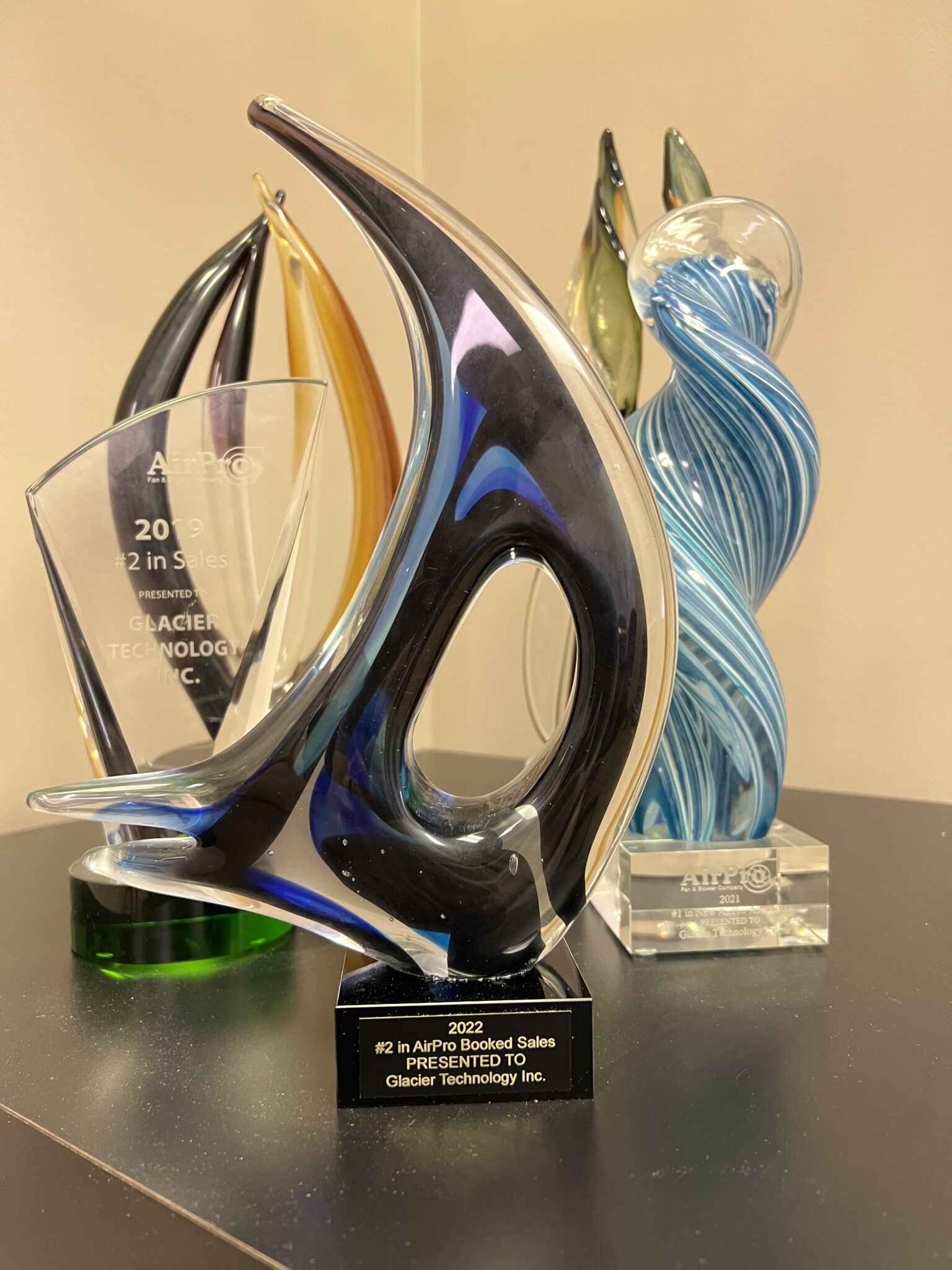 Glacier Technology Wins 2022 #2 in AirPro Booked Sales Award | Glacier ...